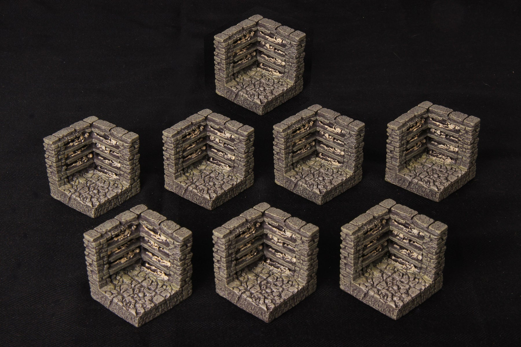 Catacombs Set 2 - Corner Walls - 8 pieces – Dwarven Forge